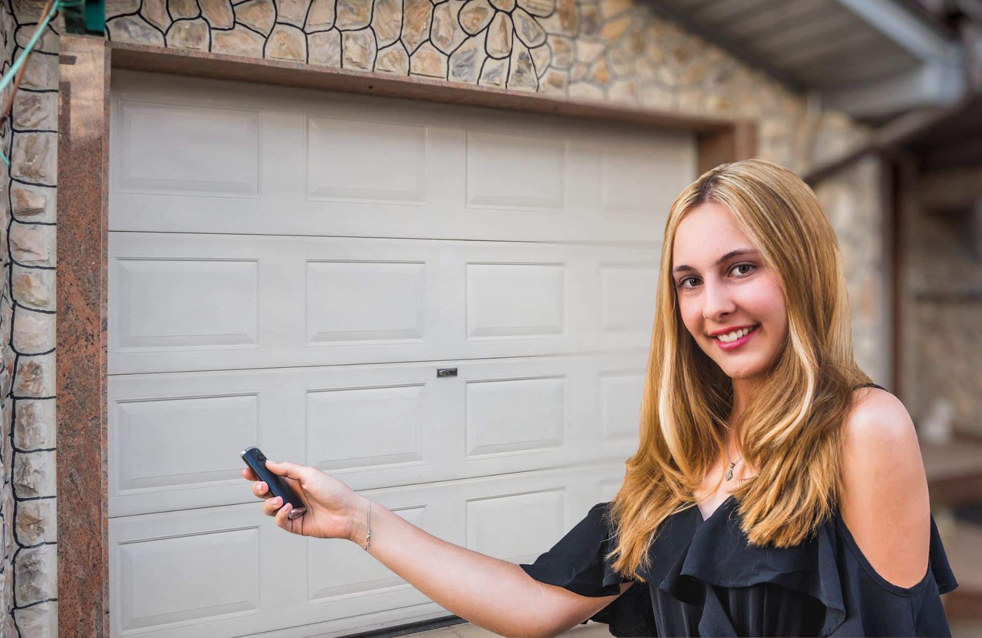 First-Time Buyer? Tips on Choosing Your First Garage Door
